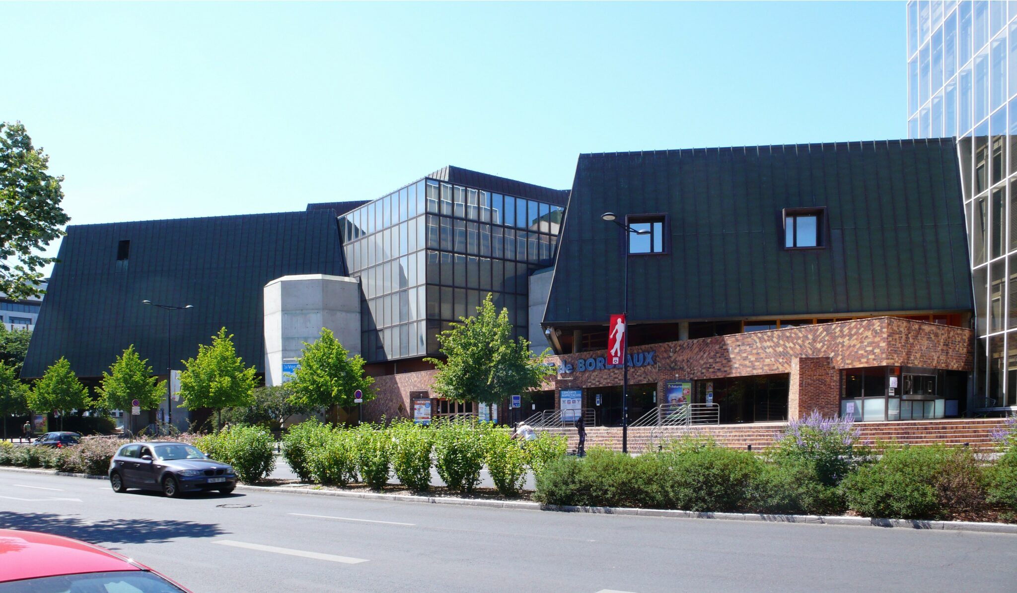 39 La Patinoire | Sauvegarder Meriadeck